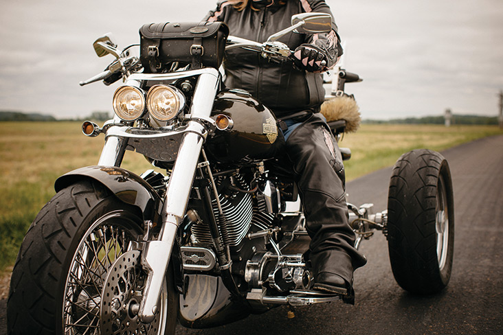 Women Who Ride: Sandy Thompson - COMO Magazine