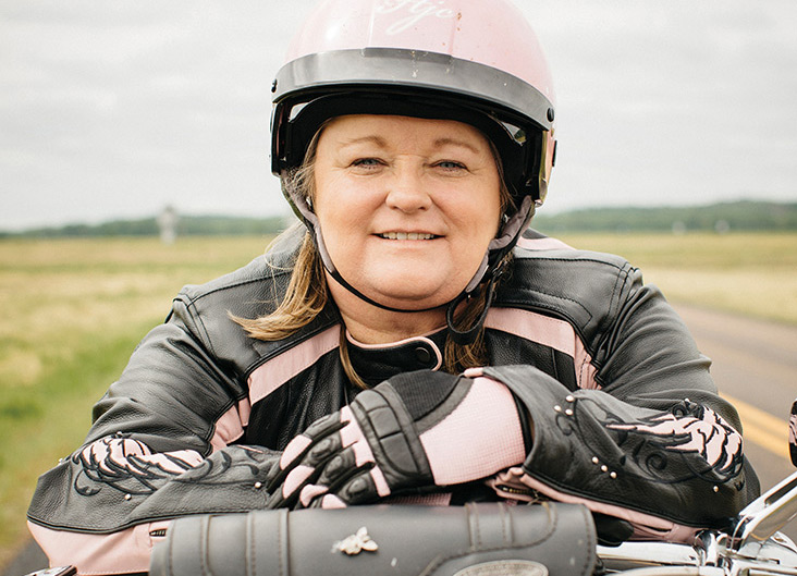 Women Who Ride: Sandy Thompson - COMO Magazine